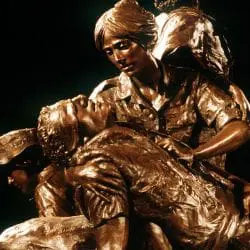 The Vietnam Womens Memorial on the Mall - DocsTeach