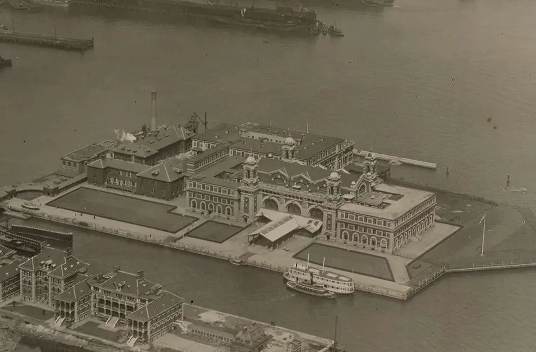 New York - Ellis Island - DocsTeach