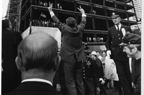 President Richard Nixon Giving His Trademark Double Victory Sign to ...