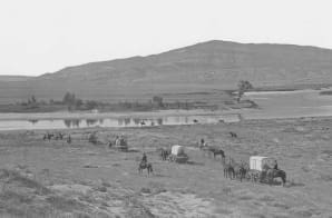 Photograph of the Red Buttes - DocsTeach