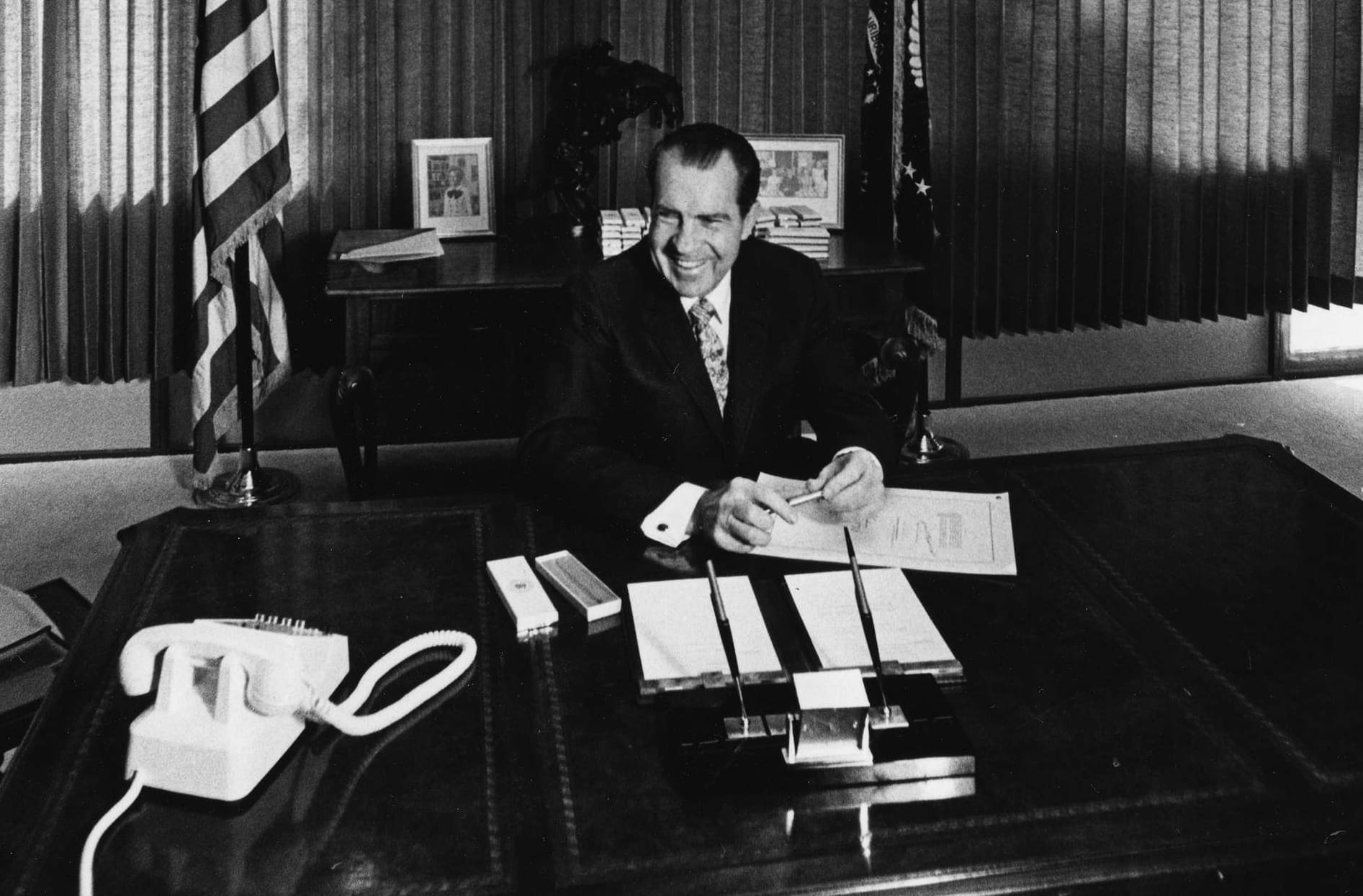 President Richard Nixon Signing the National Environmental Policy Act ...